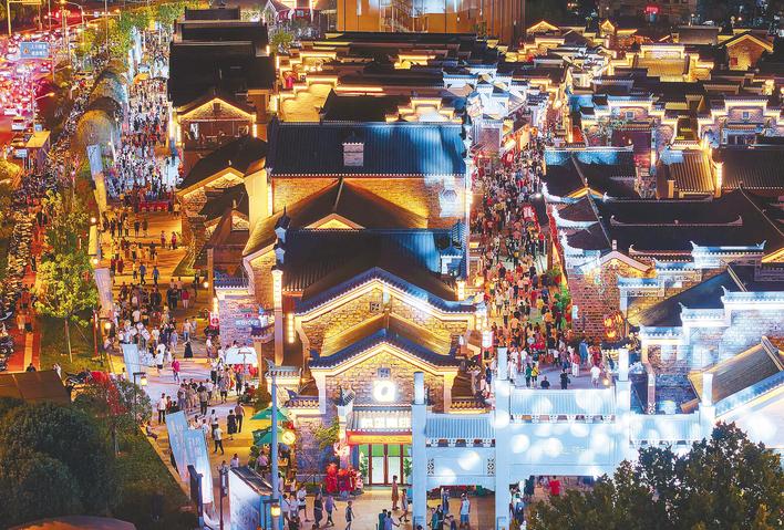 Night market featuring intangible cultural heritage energizes ...
