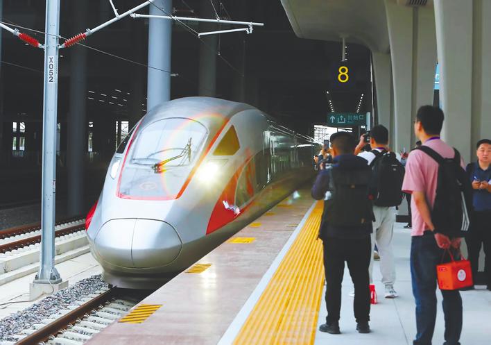 Xiangyang-Jingmen high-speed railway to open to traffic - The people's ...