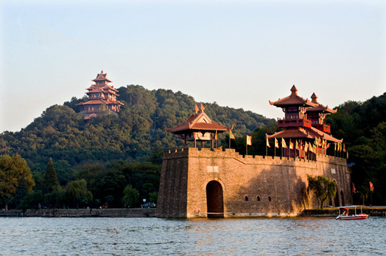 Journey to the Kingdom of CHU